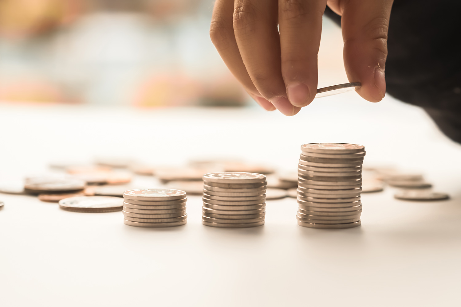 ETFと投資信託の手数料の違いはどれくらい？ S＆P500・ダウ平均株価・日経平均を直近1年で比較してみた｜RENOSY マガジン（リノシーマガジン）